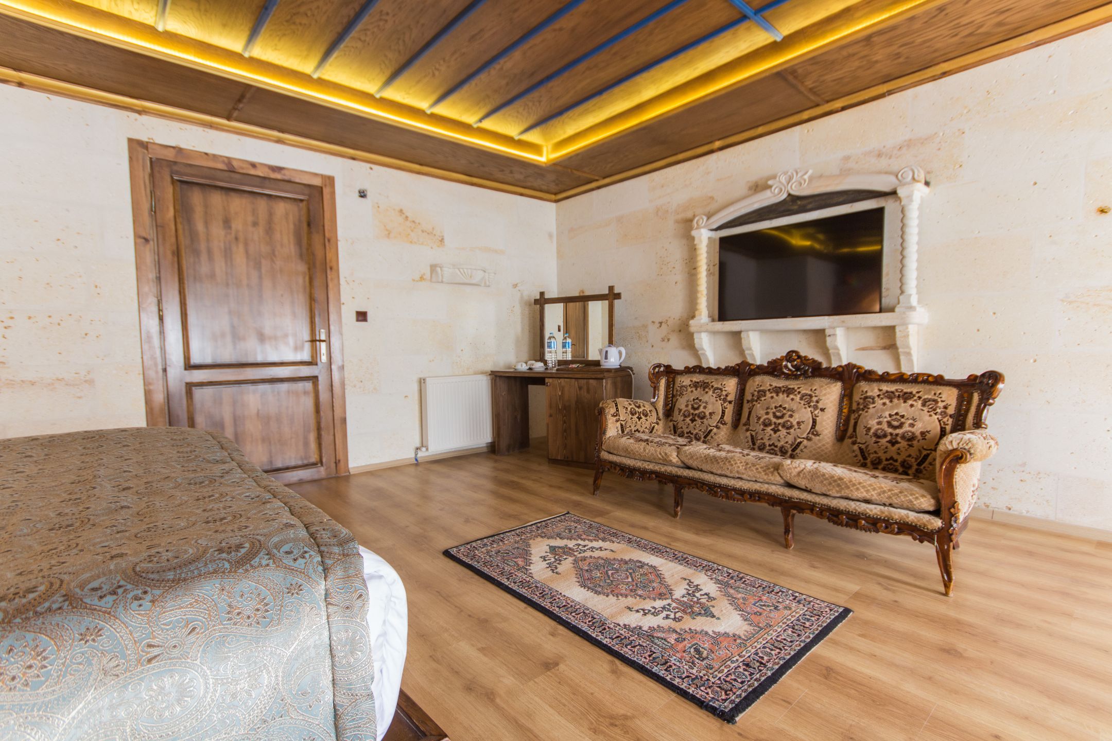Empire Cave Hotel | Etstur.com