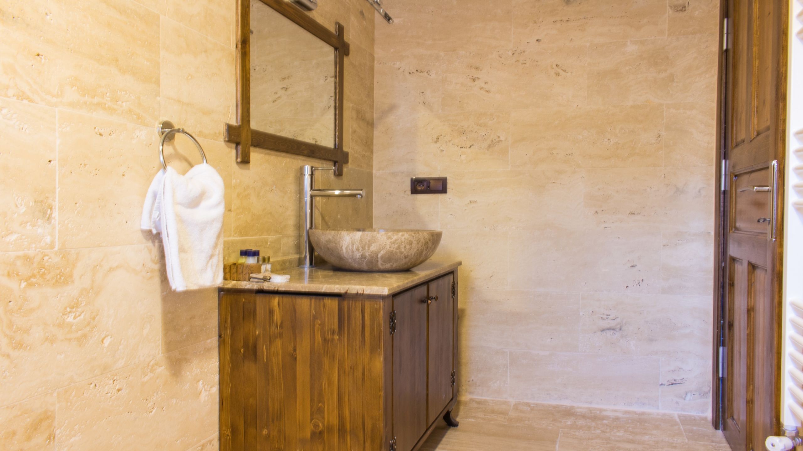 Empire Cave Hotel | Etstur.com